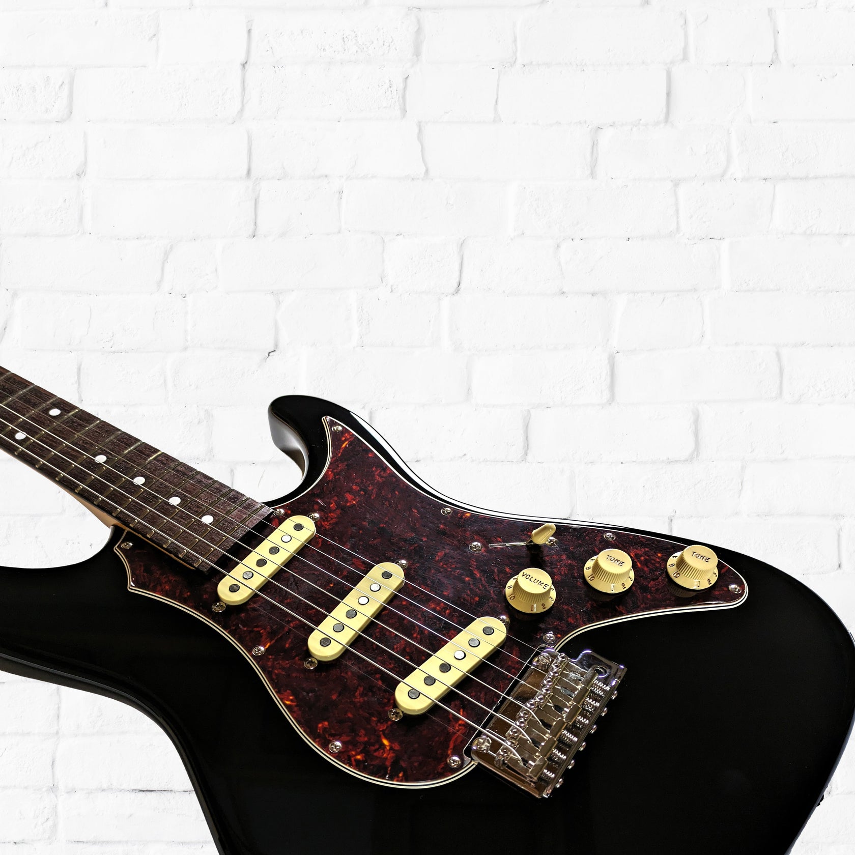 JA-STER Standard BLK – Dyna musical instruments